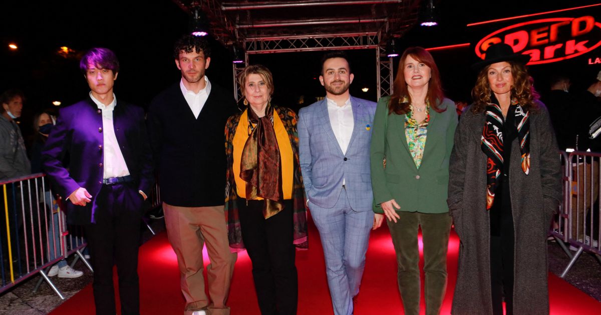 Guang Huo, Arnaud Valois, Laurence Meunier, Quentin Delcourt, Marie ...