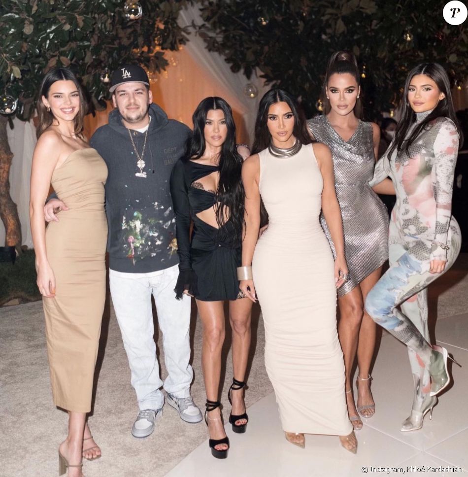Kendall Jenner, Rob, Kourtney, Kim, Khloé Kardashian et Kylie Jenner ...