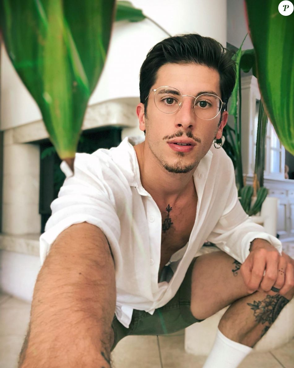 Doryan est l'un des dix demi-finalistes de The Voice 11, donc l ...