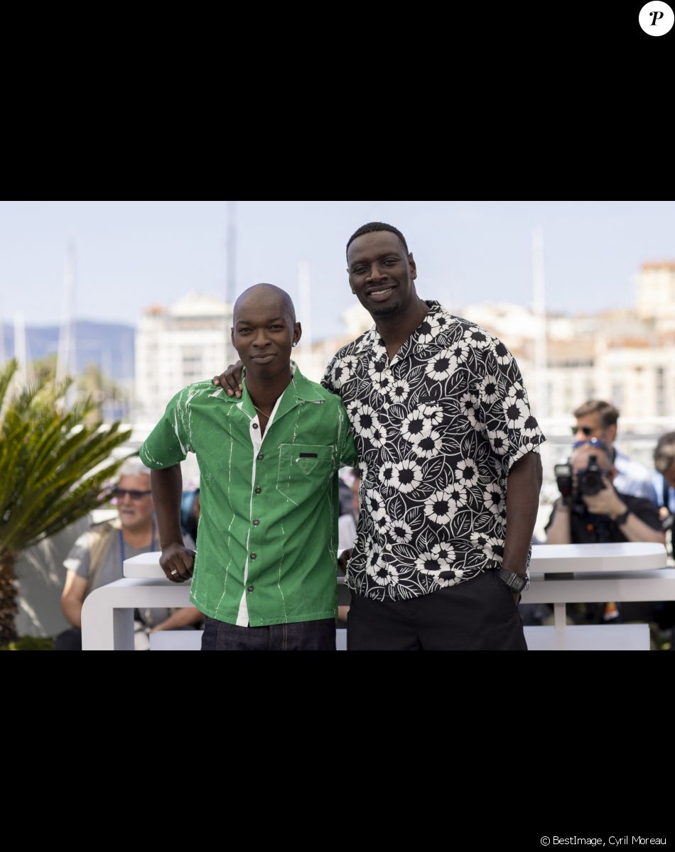 Omar Sy déchaîné à Cannes : il pique l'appareil photo d'un pro et fait ...