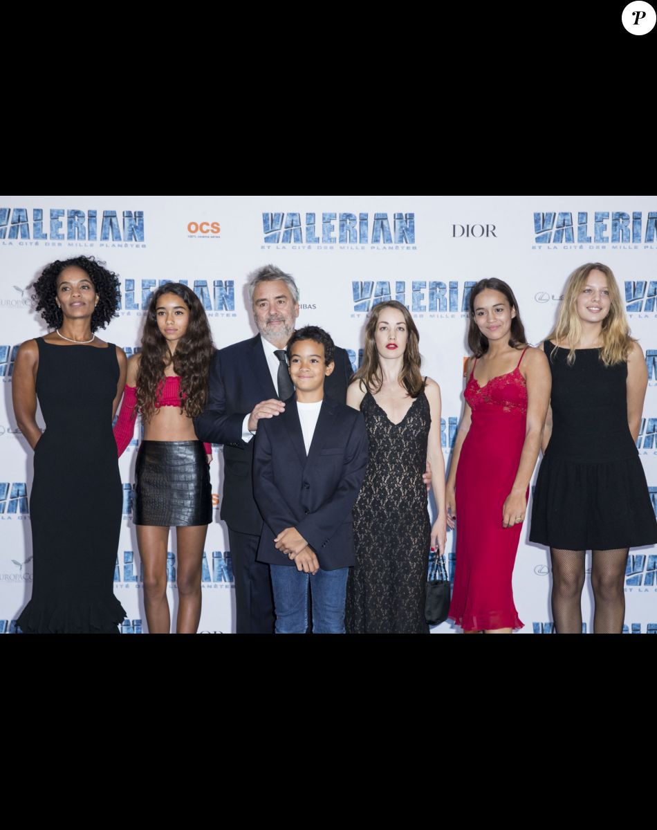 Luc Besson : Sa fille Thalia (20 ans) débarque par surprise dans TPMP ...
