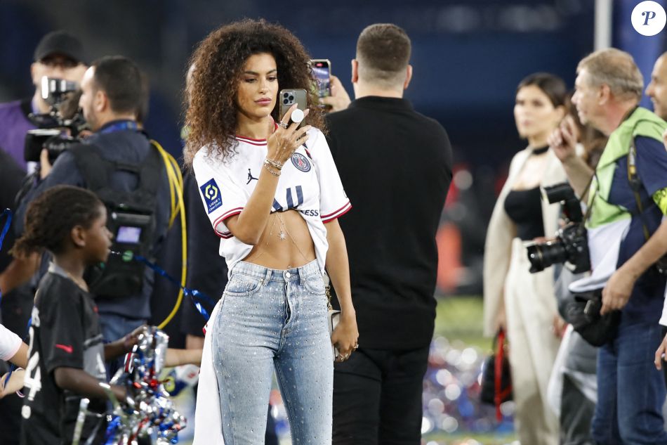 Jessica Aidi, Femme de Marco Verratti (PSG) - Football : Match Ligue 1 ...