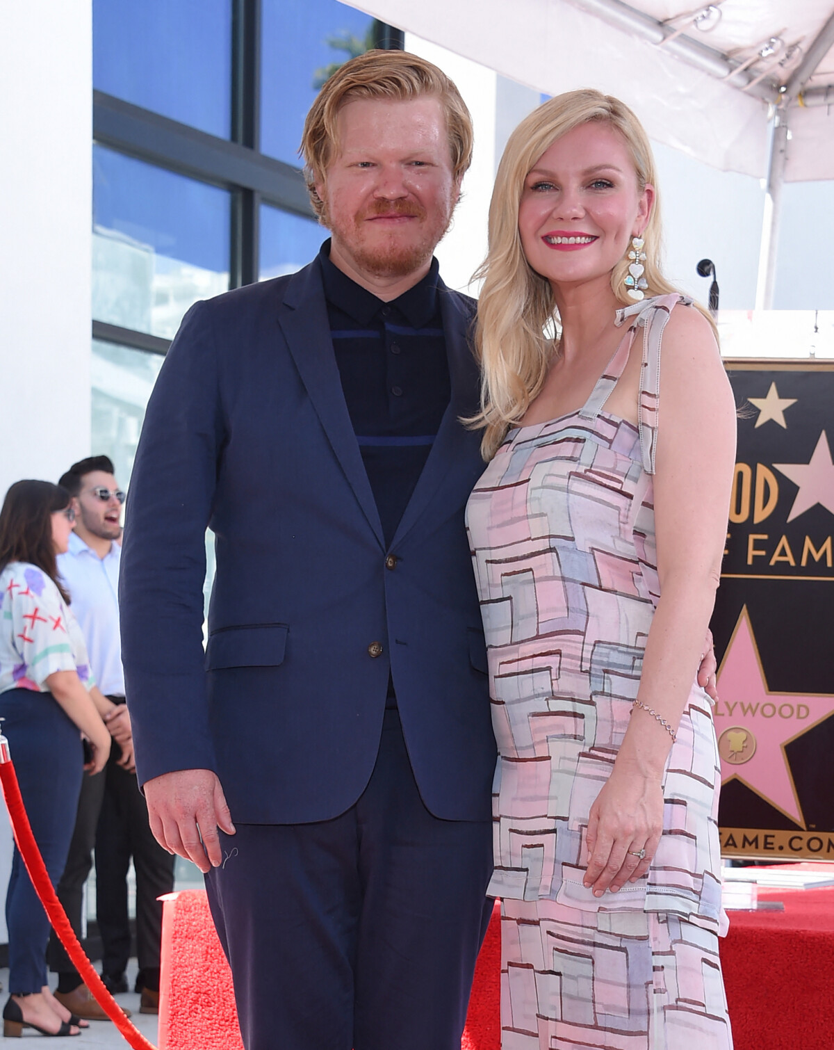 Photo : Jesse Plemons et sa fiancée Kirsten Dunst à Los Angeles, le 29 ...