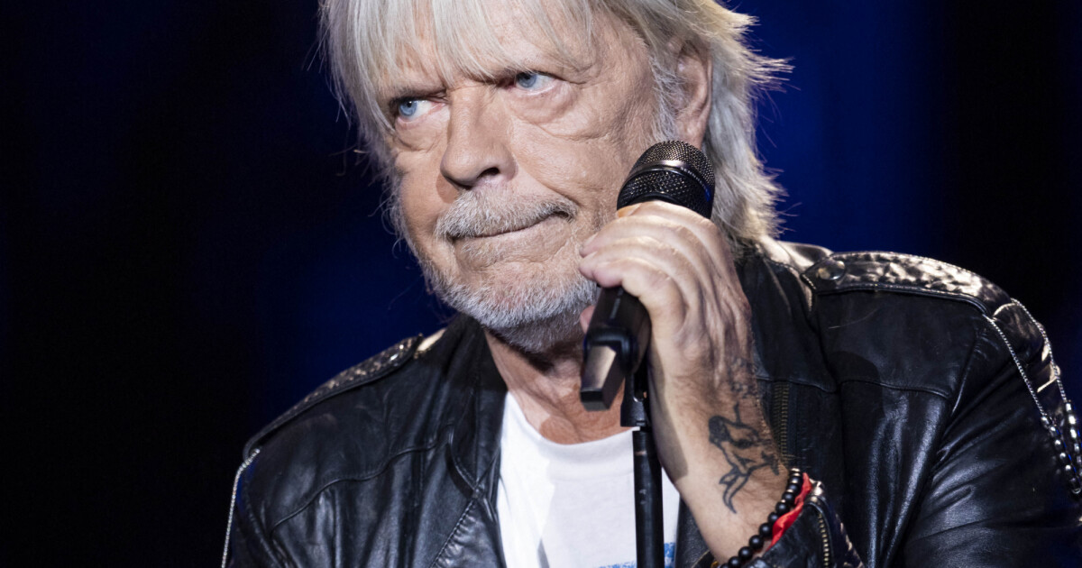 Renaud : Rare apparition aux côtés d'un autre chanteur très célèbre ...