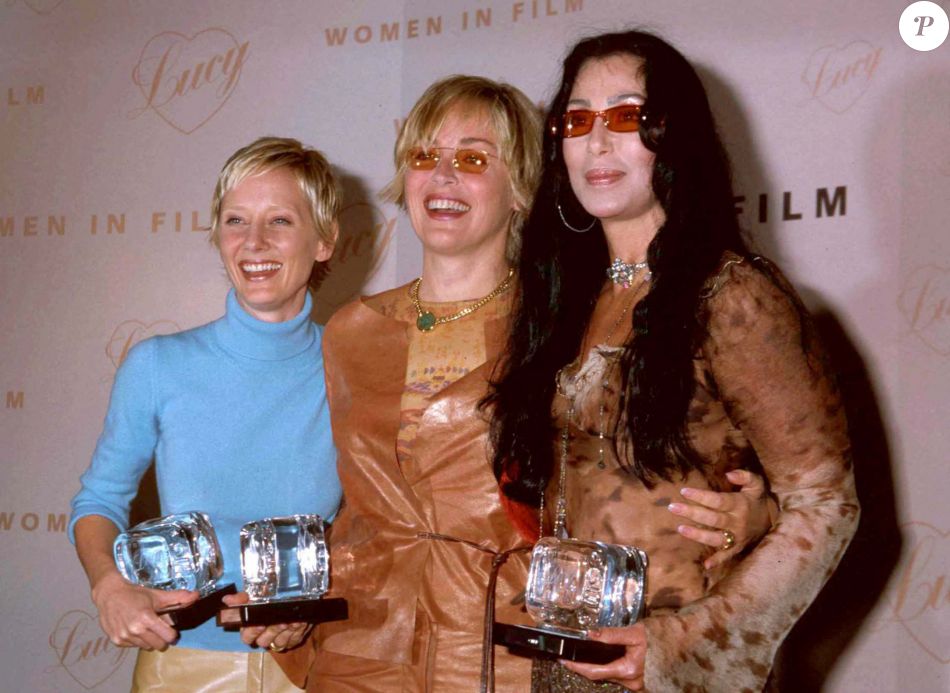 Anne Heche, Sharon Stone et Cher en 2000. - Purepeople