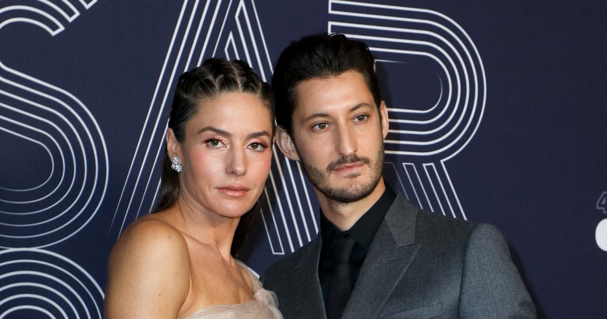 Pierre Niney et sa compagne Natasha Andrews - Photocall de la 47ème édition de la cérémonie des ...