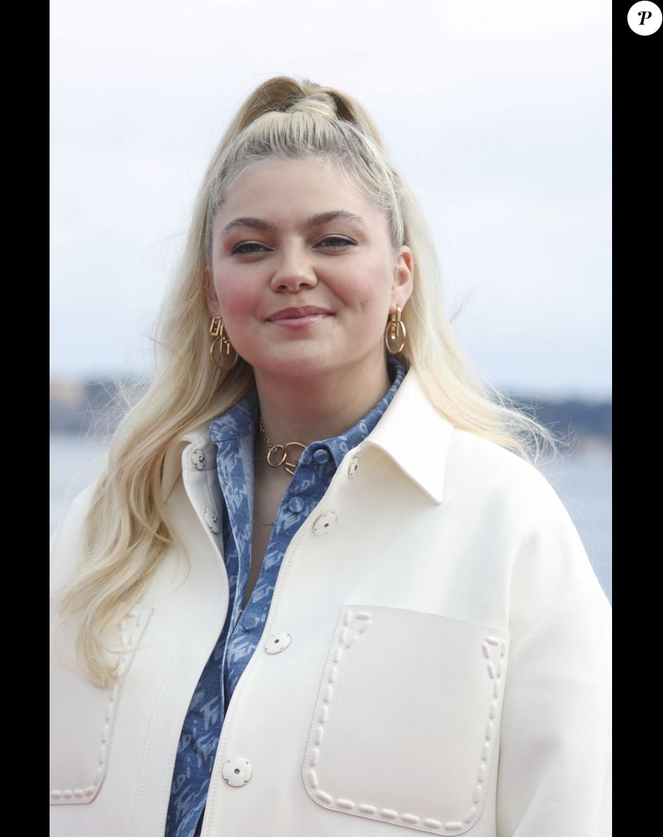 Louane : Qui sont ses soeurs et son frère ? Rares photos : le diaporama ...