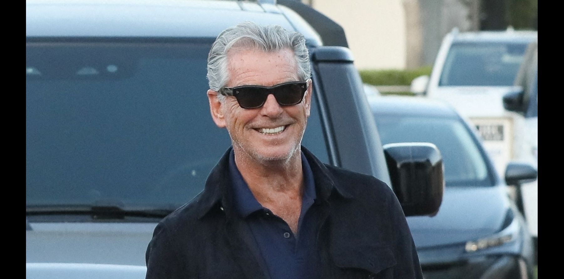 Pierce Brosnan papa : rare photo de ses trois fils Christopher, Sean et ...