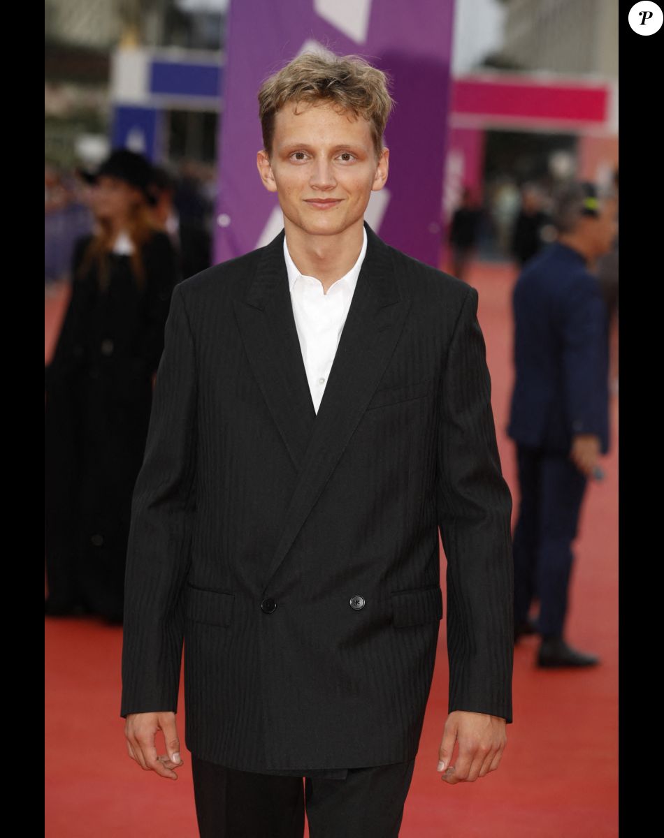 Festival de Deauville : Ana Girardot en robe bustier très fendue, elle ...