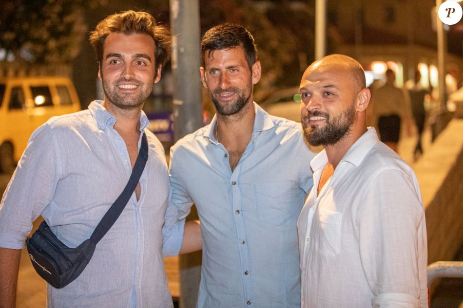 Exclusif - Novak Djokovic et ses deux frères Marko et Djordje en visite ...