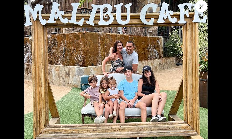 La famille Colas. - Purepeople