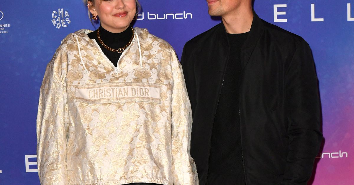 Louane et son compagnon Florian Rossi - Avant -première de Belle film ...