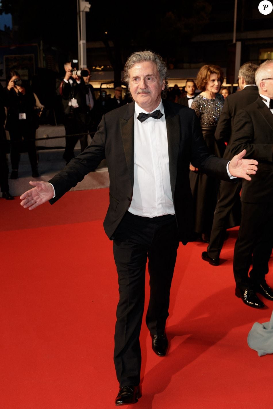 Daniel Auteuil - Descente des marches du film La belle époque lors du ...