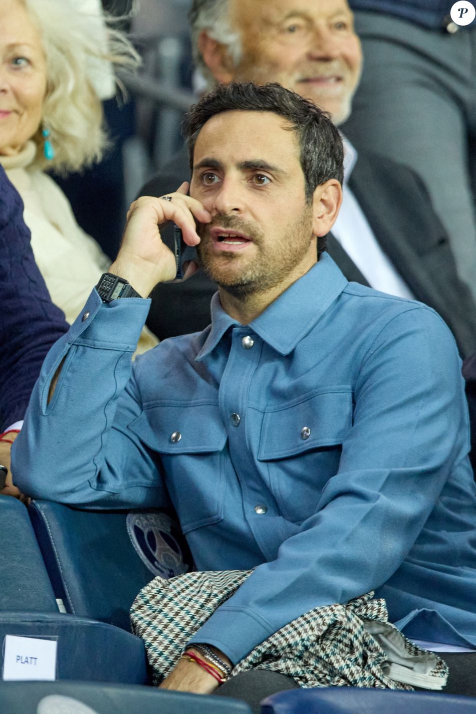 Camille Combal - People au match de Ligue 1 Uber Eats PSG -OM au Parc ...