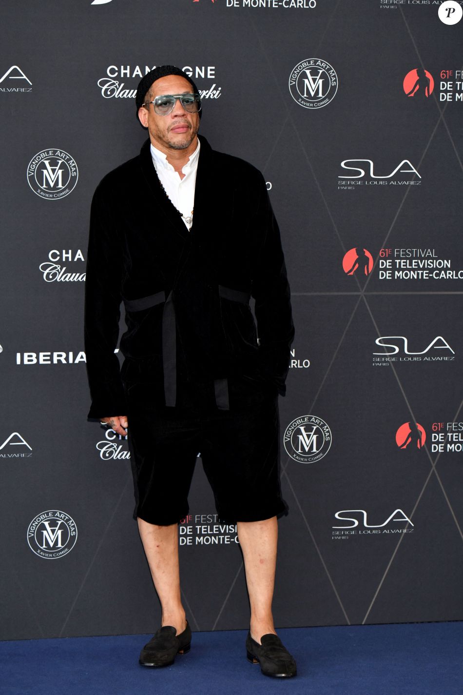 JoeyStarr au photocall de la cérémonie d'ouverture de la 61e édition du ...