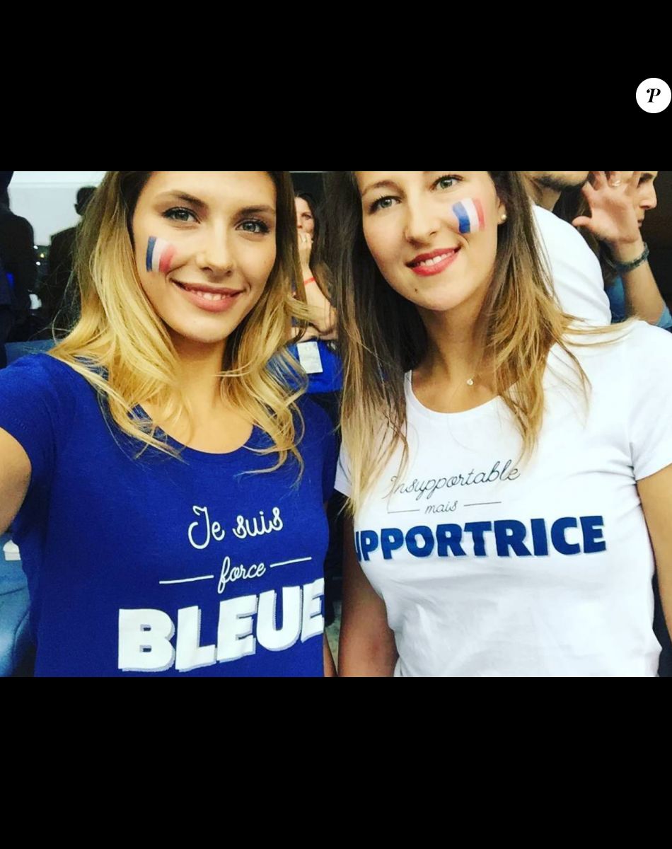 Camille Cerf dévoile enfin des clichés de sa splendide tenue pour le ...