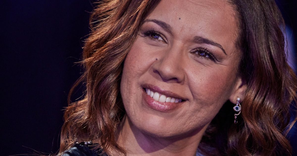 Exclusif - Chimène Badi - Enregistrement de l'émission Allez viens je t ...