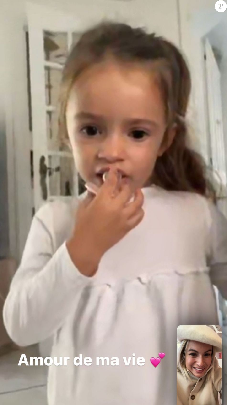 Ruby, la fille de Carla et Kévin Guedj - Purepeople