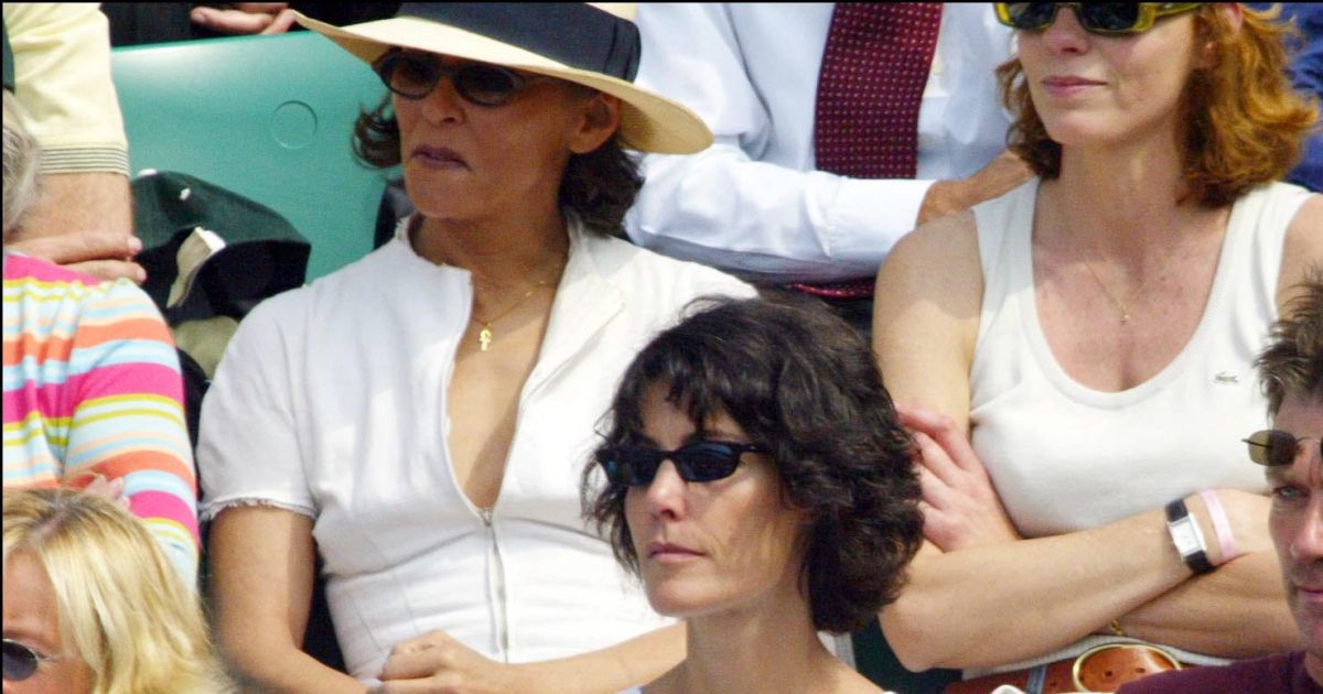 Caroline Tresca et Philippe Caroit dans les tribunes de Roland-Garros ...