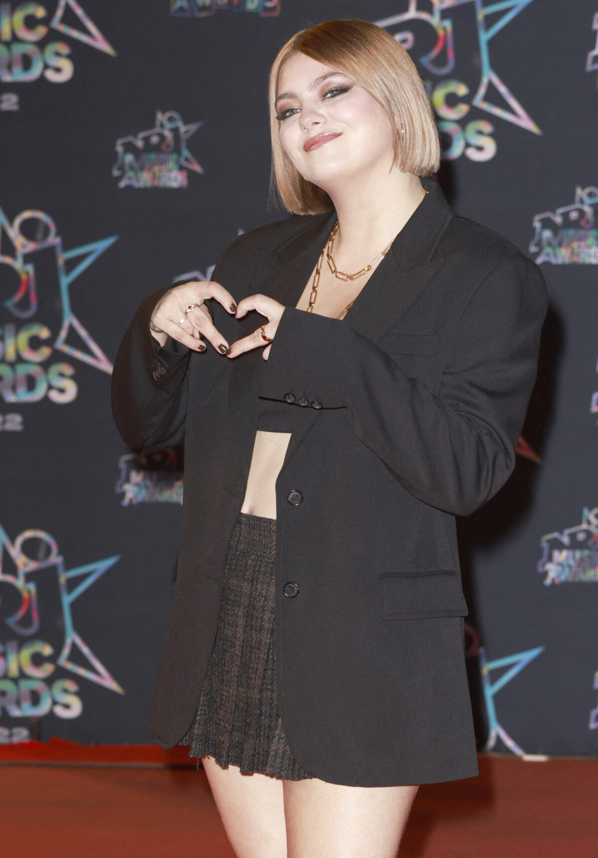 Photo : Louane au photocall de la 24ème édition des "NRJ Music Awards ...