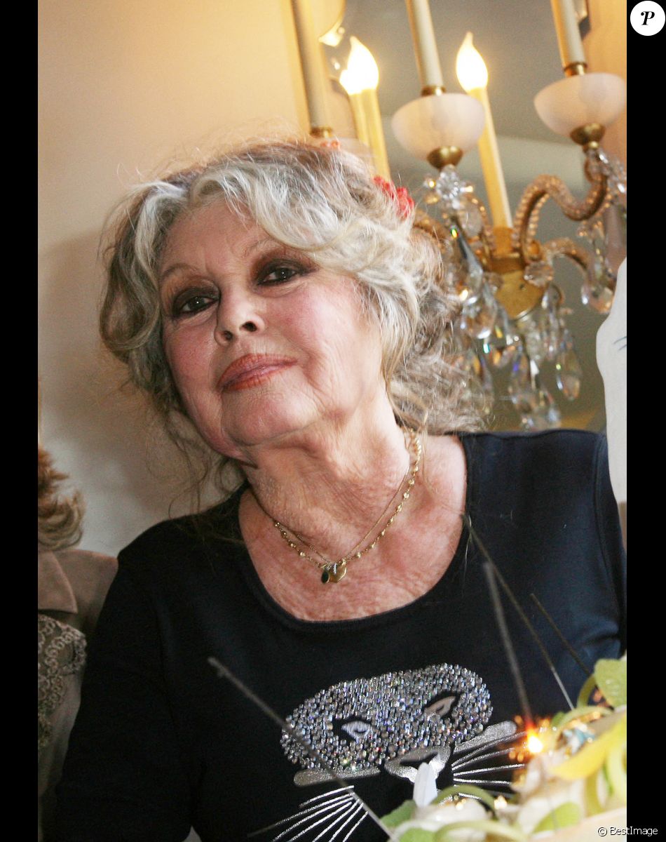 "Envie de pleurer" : Brigitte Bardot en pleine déprime ? Rares ...