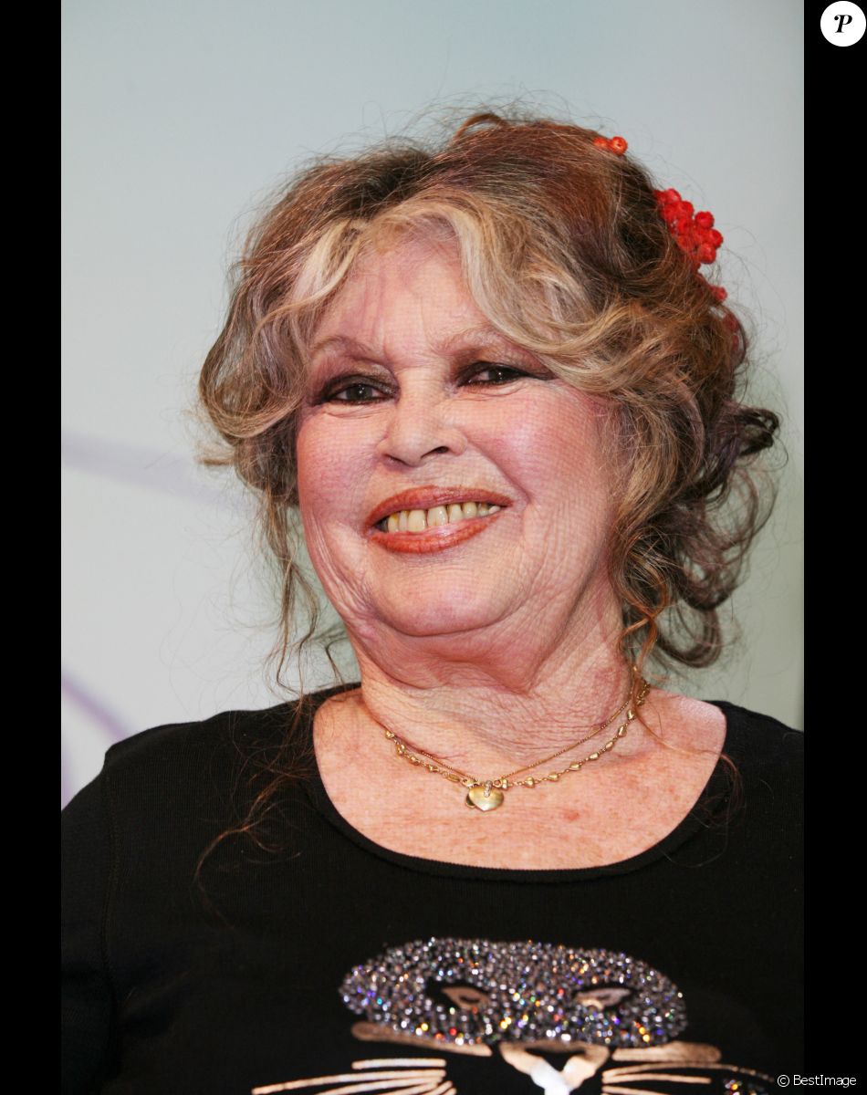"Envie de pleurer" : Brigitte Bardot en pleine déprime ? Rares ...