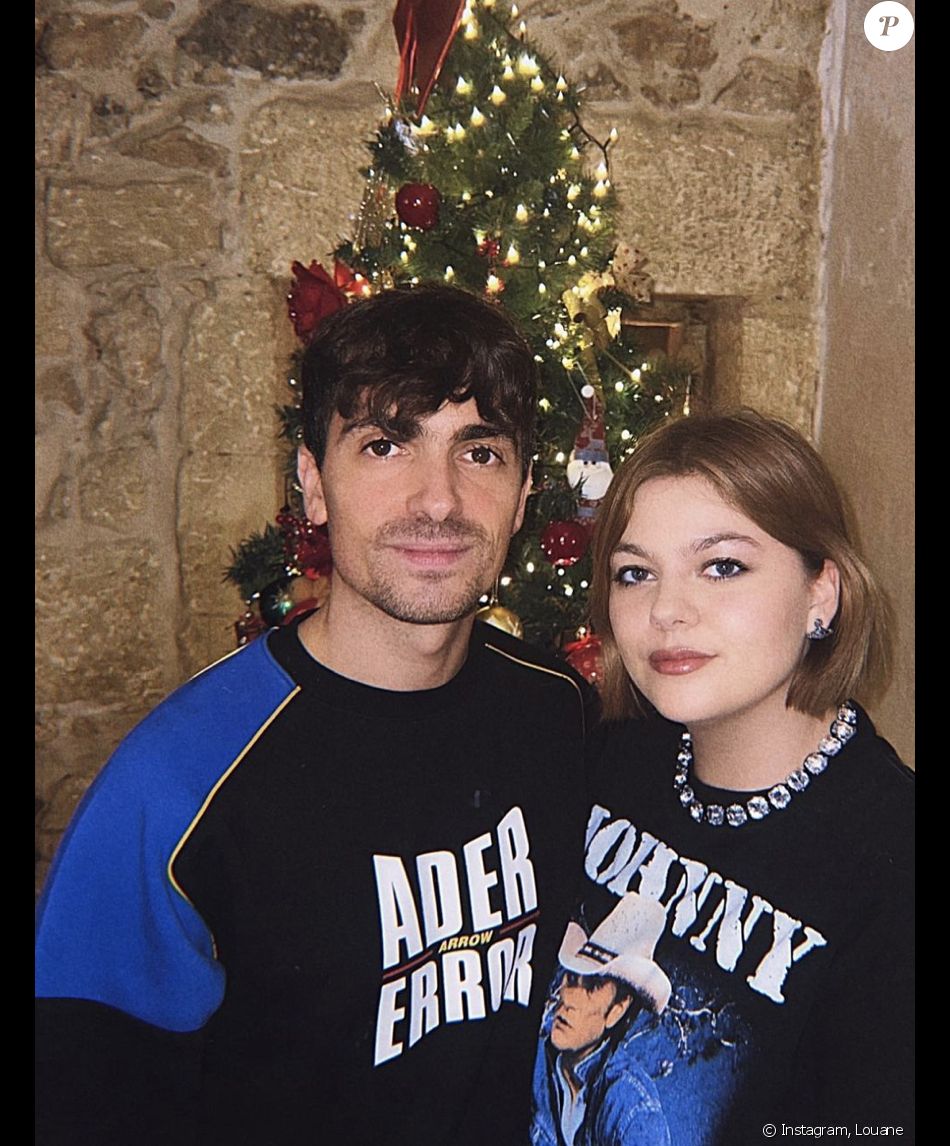 Louane fête Noël avec son compagnon Florian Rossi. Instagram. Le 25 ...