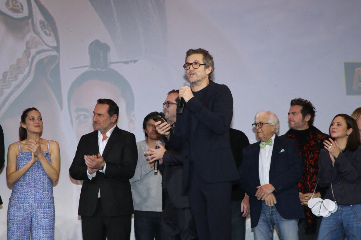 Photo : Exclusif - Guillaume Canet remercie son équipe, avec Marion ...