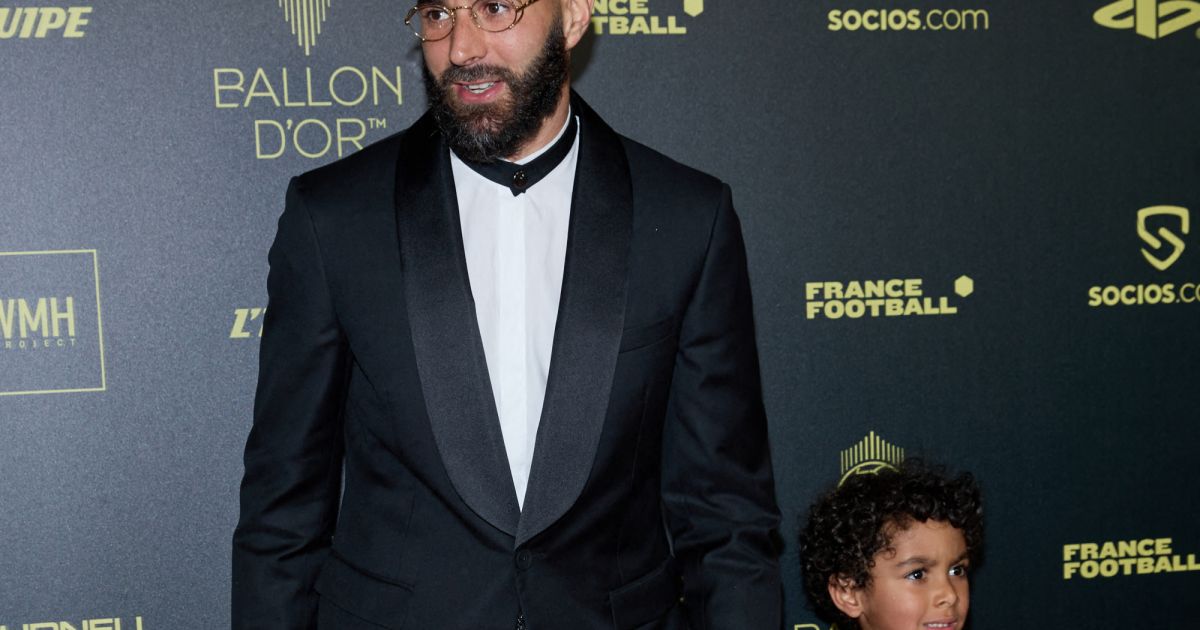 Karim Benzema et son fils Ibrahim - Photocall de la 66ème cérémonie du ...