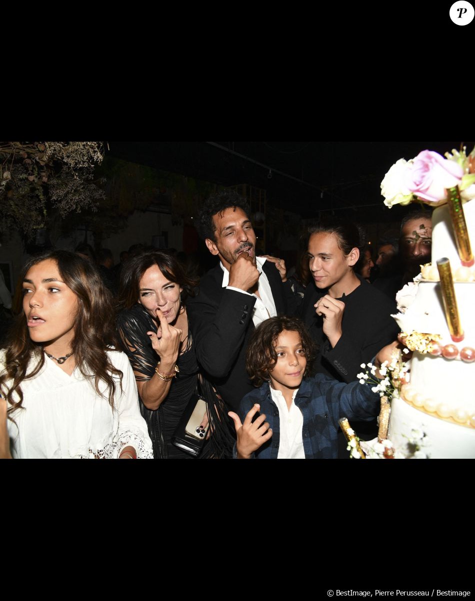 Tomer Sisley : "Il est super attentionné ", rares et tendres ...