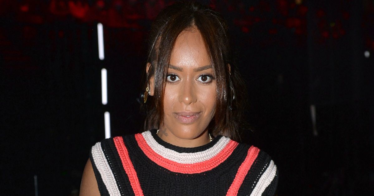 Exclusif - Backstage - Amel Bent - Enregistrement de l'émission Tous ...