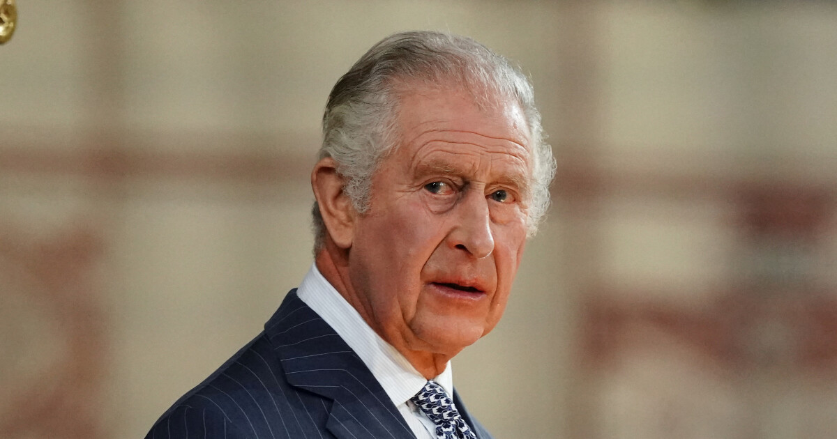 Charles III poursuit sa vengeance : Harry et Meghan lésés au ...