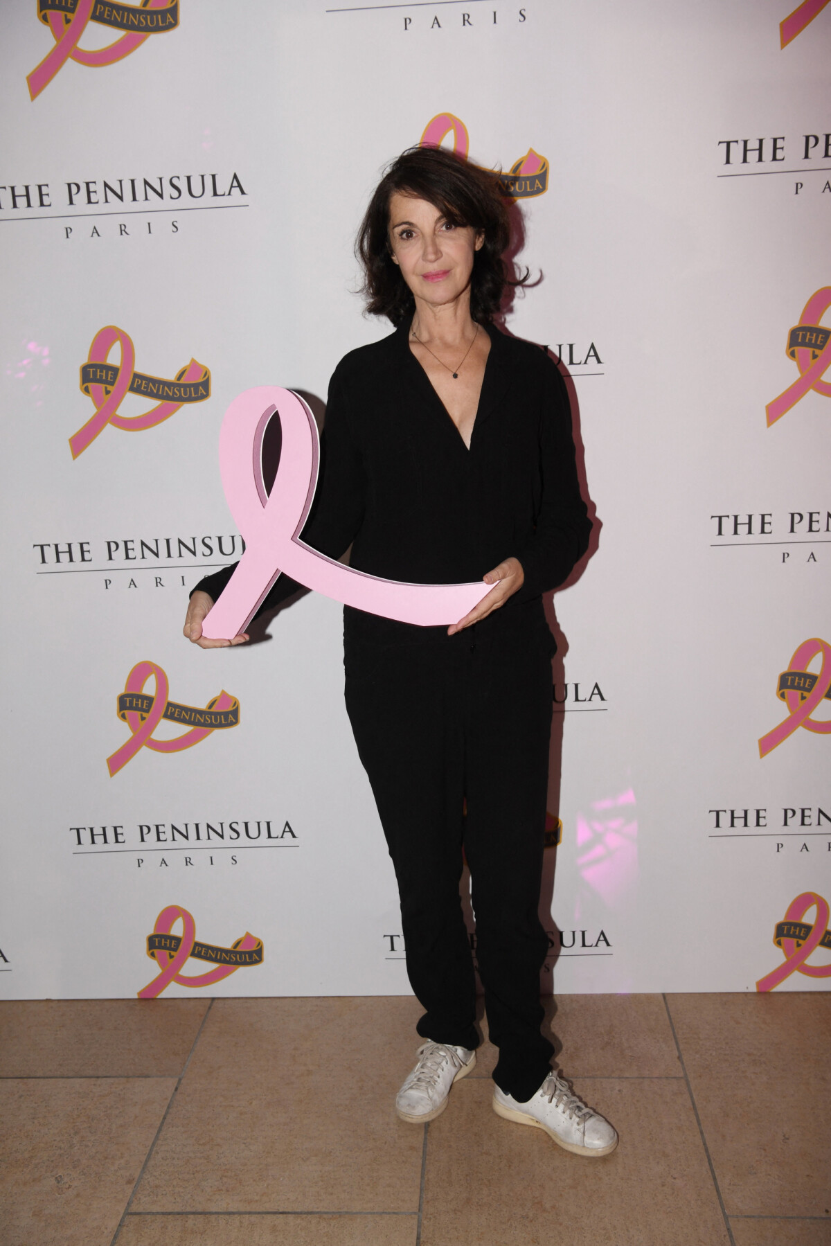 Photo : Exclusif - Zabou Breitman - Hotel Peninsula poursuit son ...