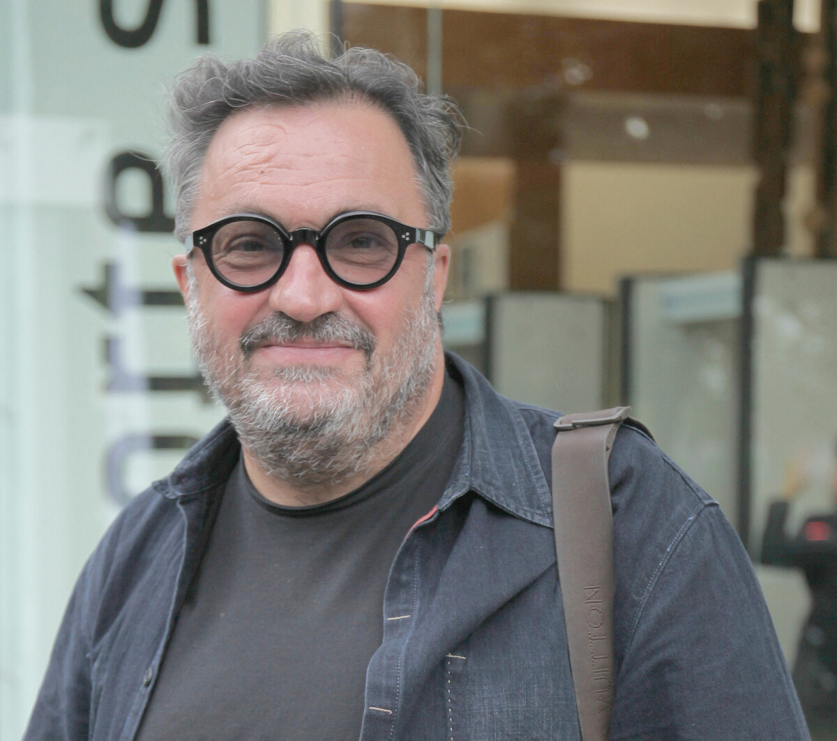 Photo : Exclusif - Le chef Yves Camdeborde (Master chef) arrive à Radio ...