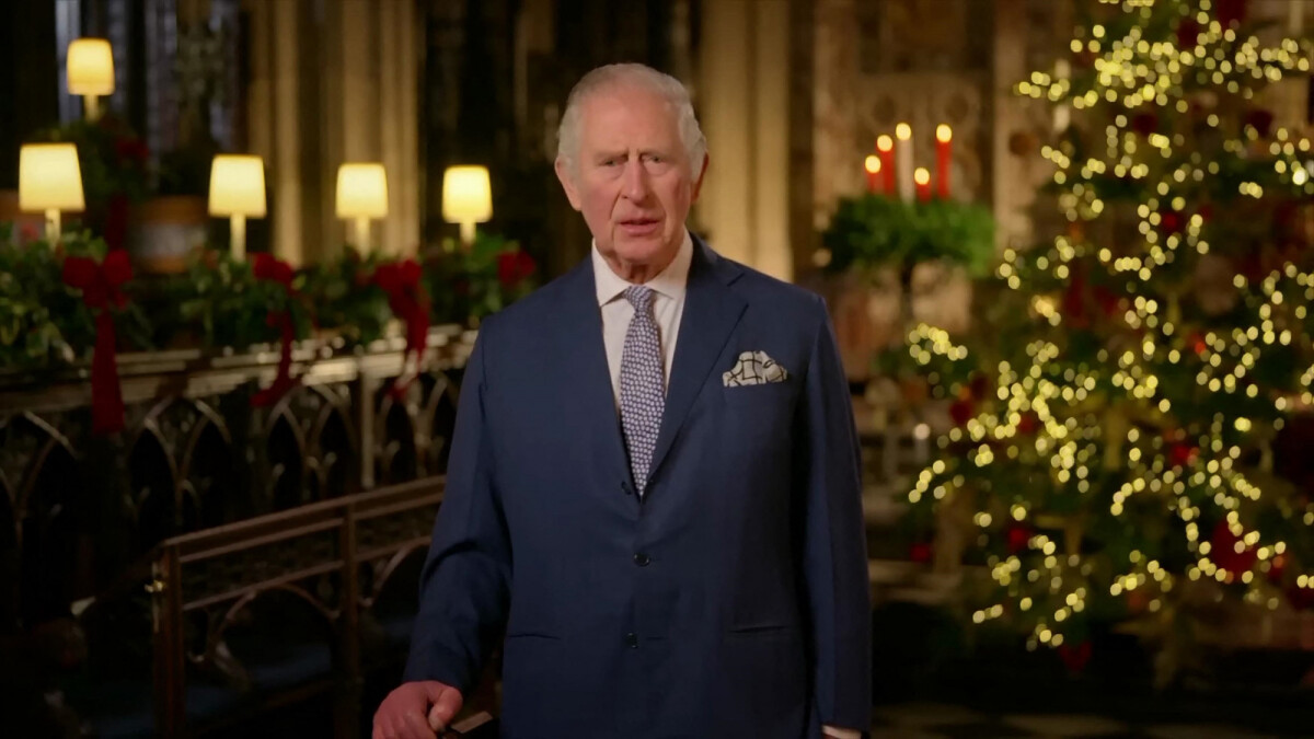 Photo : Ce sermon porte le nom d'"Hommage du sang royal". Captures d ...