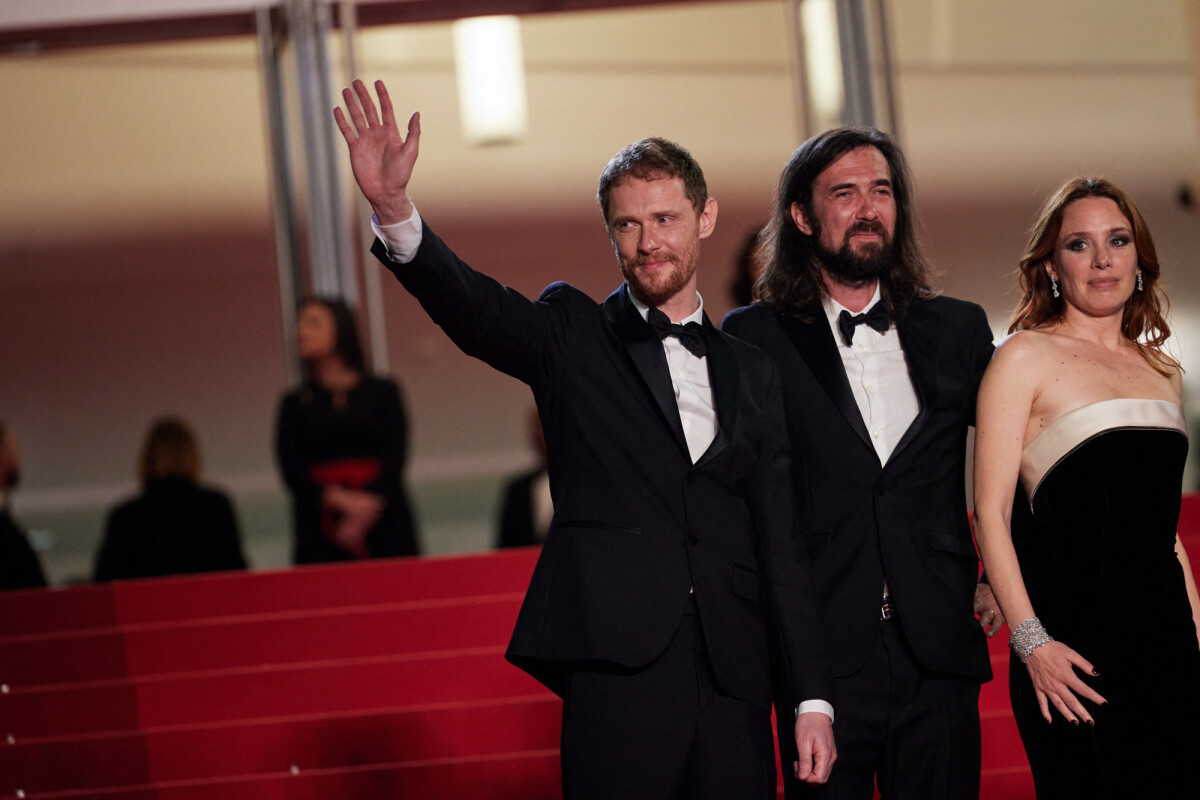 Photo : Just Philippot, Rob (Robin Coudert), Laetitia Dosch - Montée ...