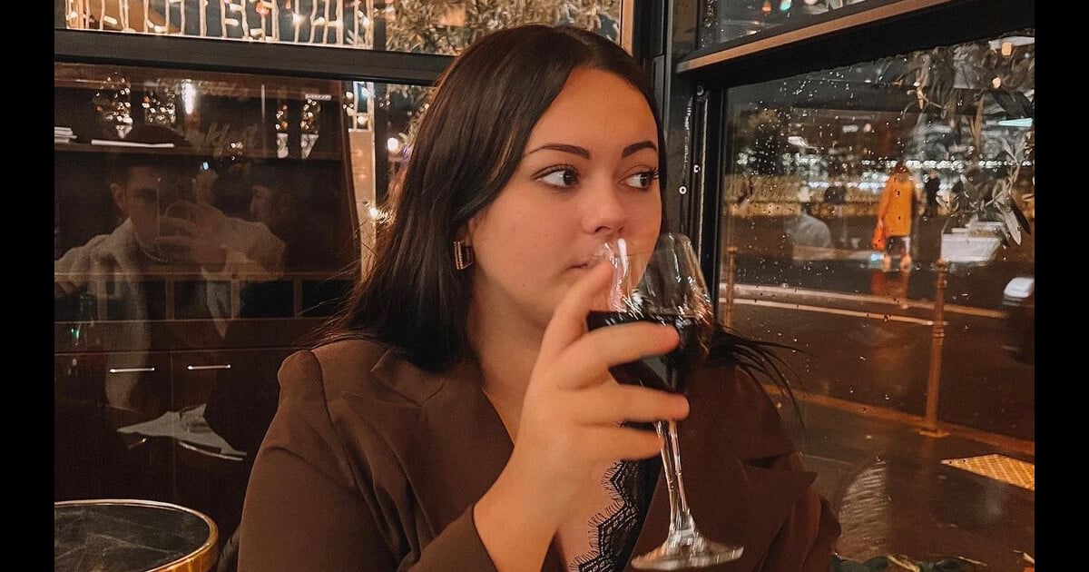 Lou Pernaut menacée et insultée dans un restaurant : hors d'elle, elle ...