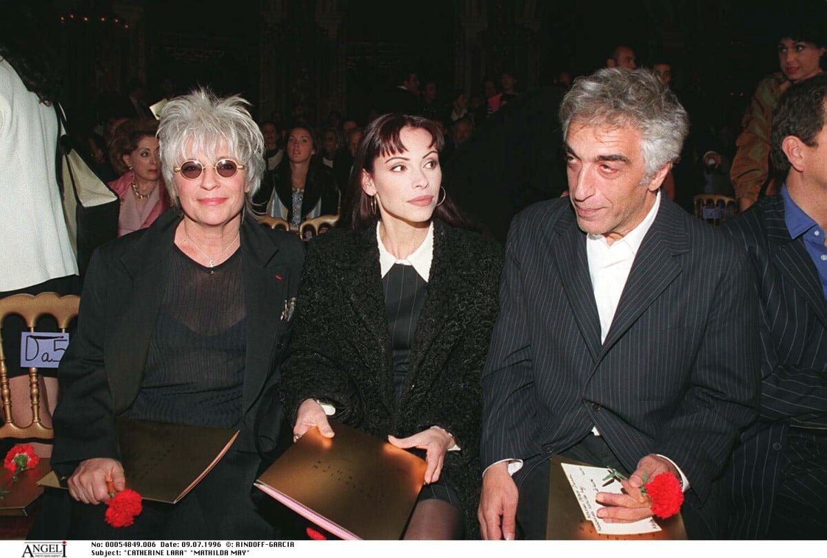 Photo : Gérard Darmon et Mathilda May - Défilé de mode 1996/1997 ...