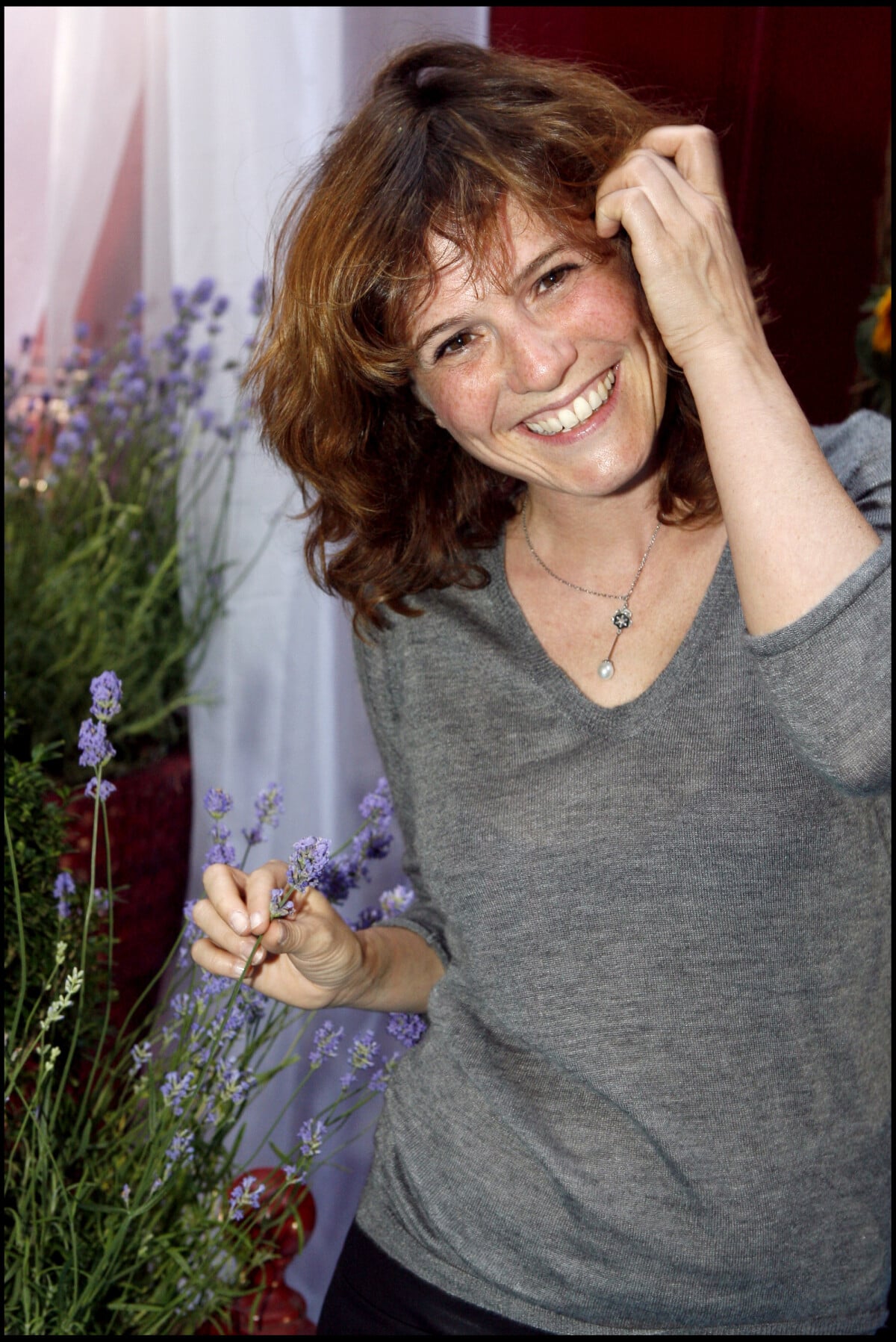 Photo : Maureen Dor - Soirée Saint-Tropez des prés" chez Castel ...