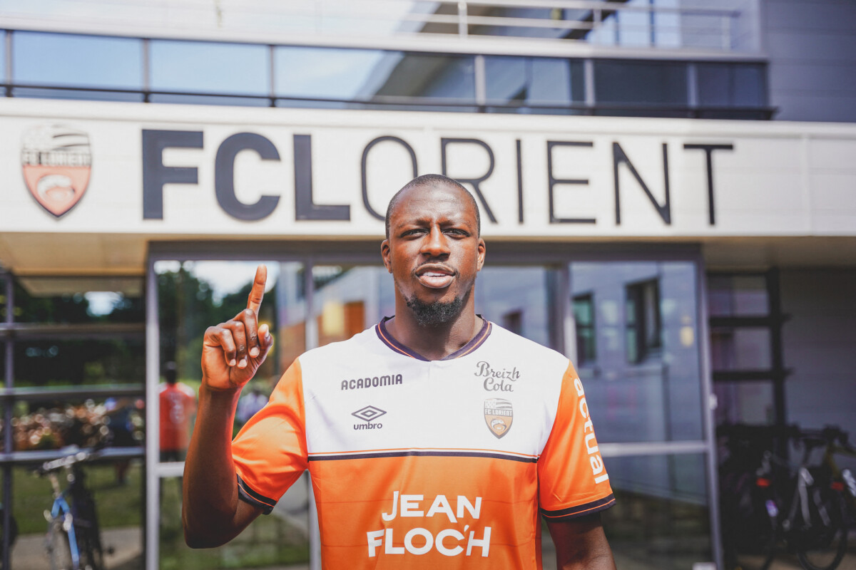 Photo : Une décision qui a énormément fait réagir sur les réseaux sociaux. "Le transfert de la ...