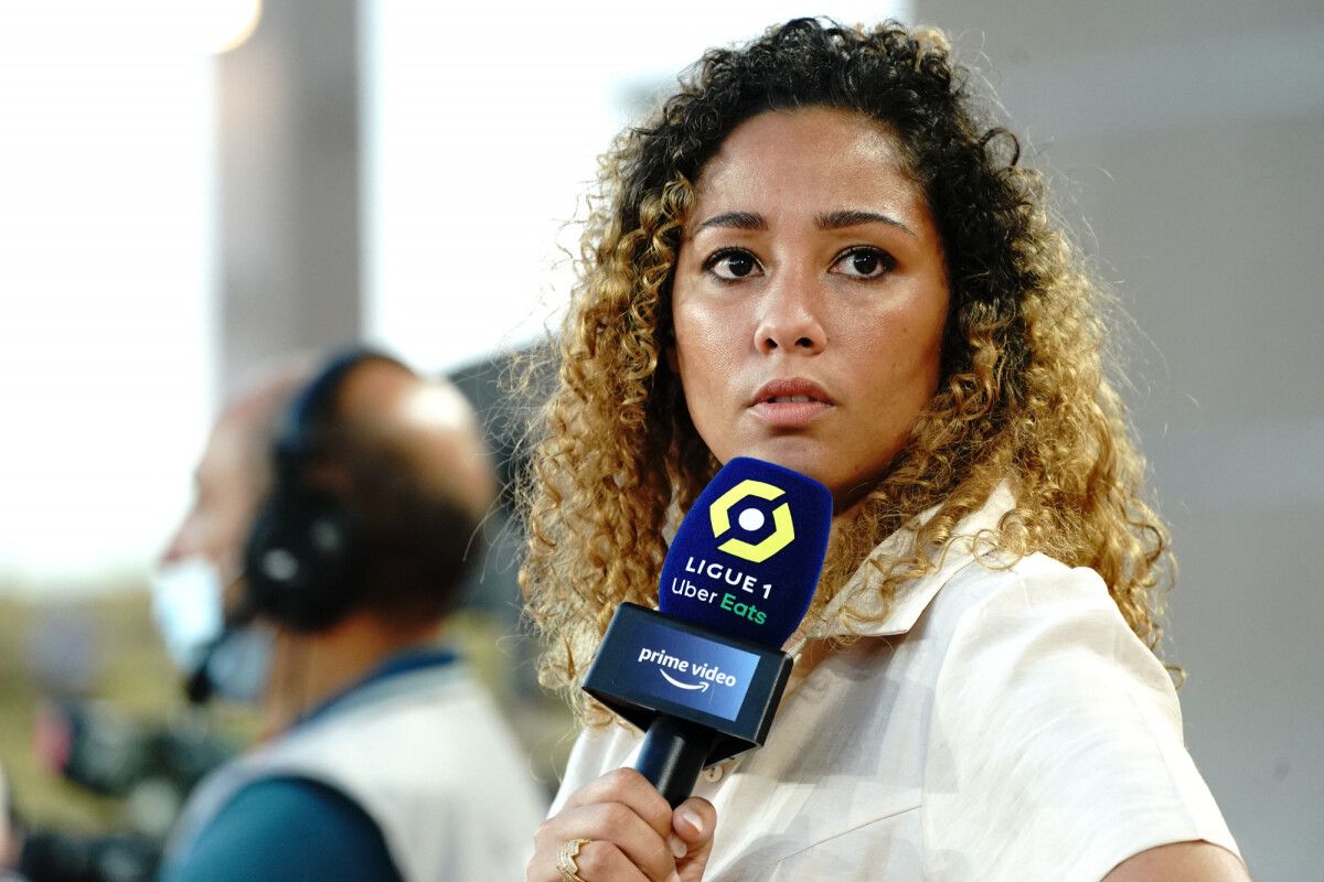 Photo : La journaliste de la chaîne L'Équipe profite de ses vacances Virginie Sainsily lors du ...