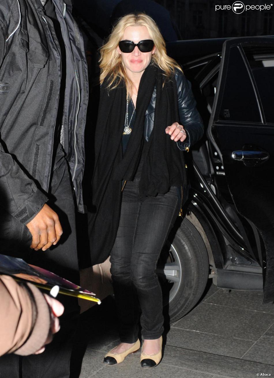 Kate Winslet à Paris le 3 mars 2010 - Purepeople