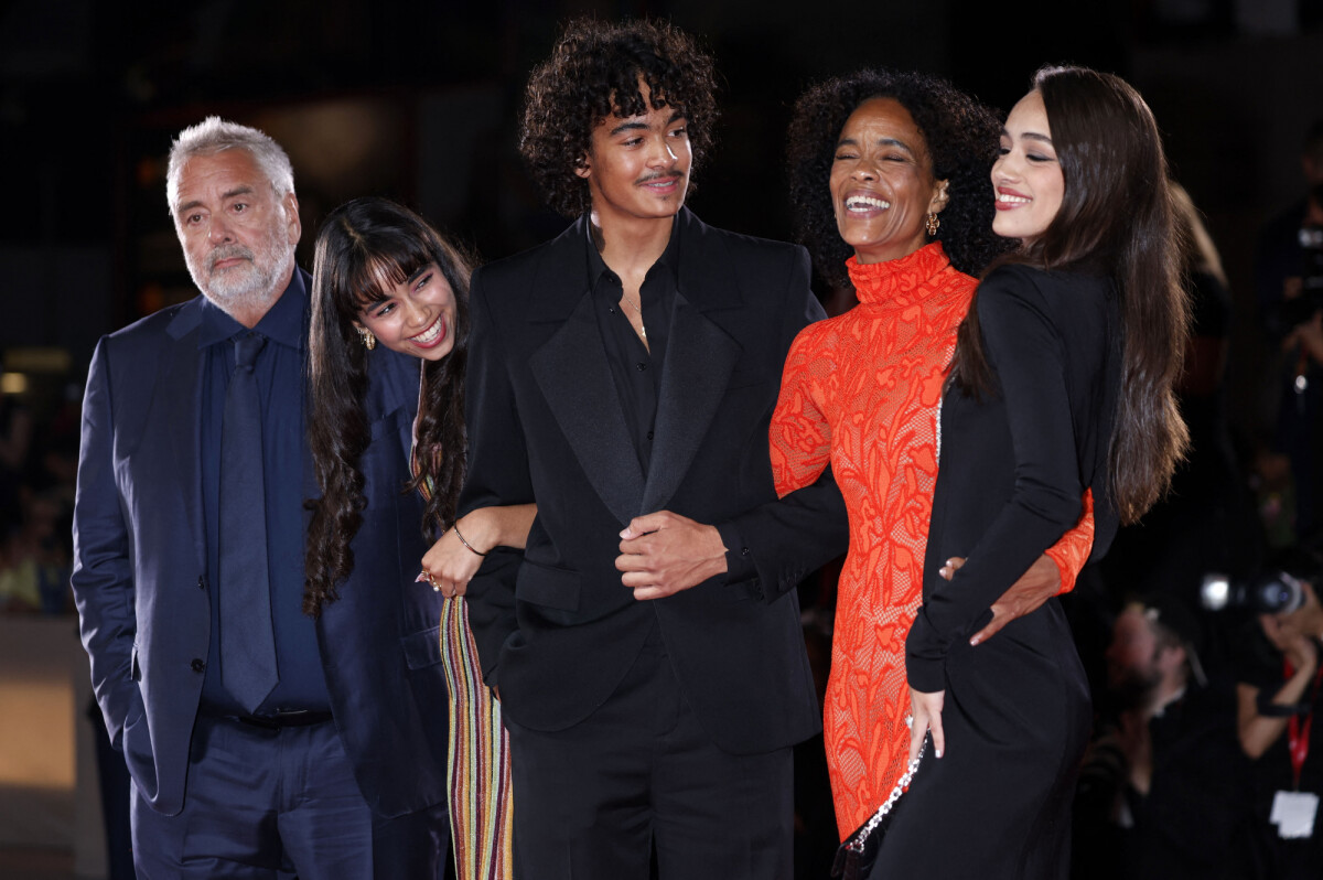 Photo : Une famille unie et soudée, il ne manquait que Juliette, son ...