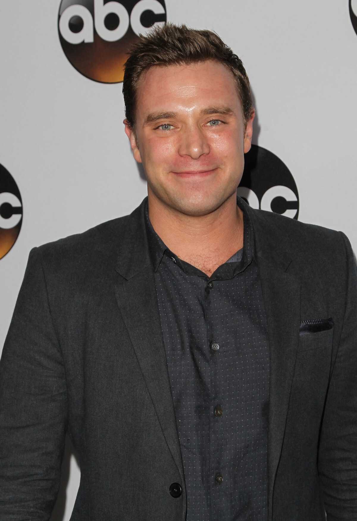 Photo : Un silence un peu pesant... Billy Miller à une conférence de ...