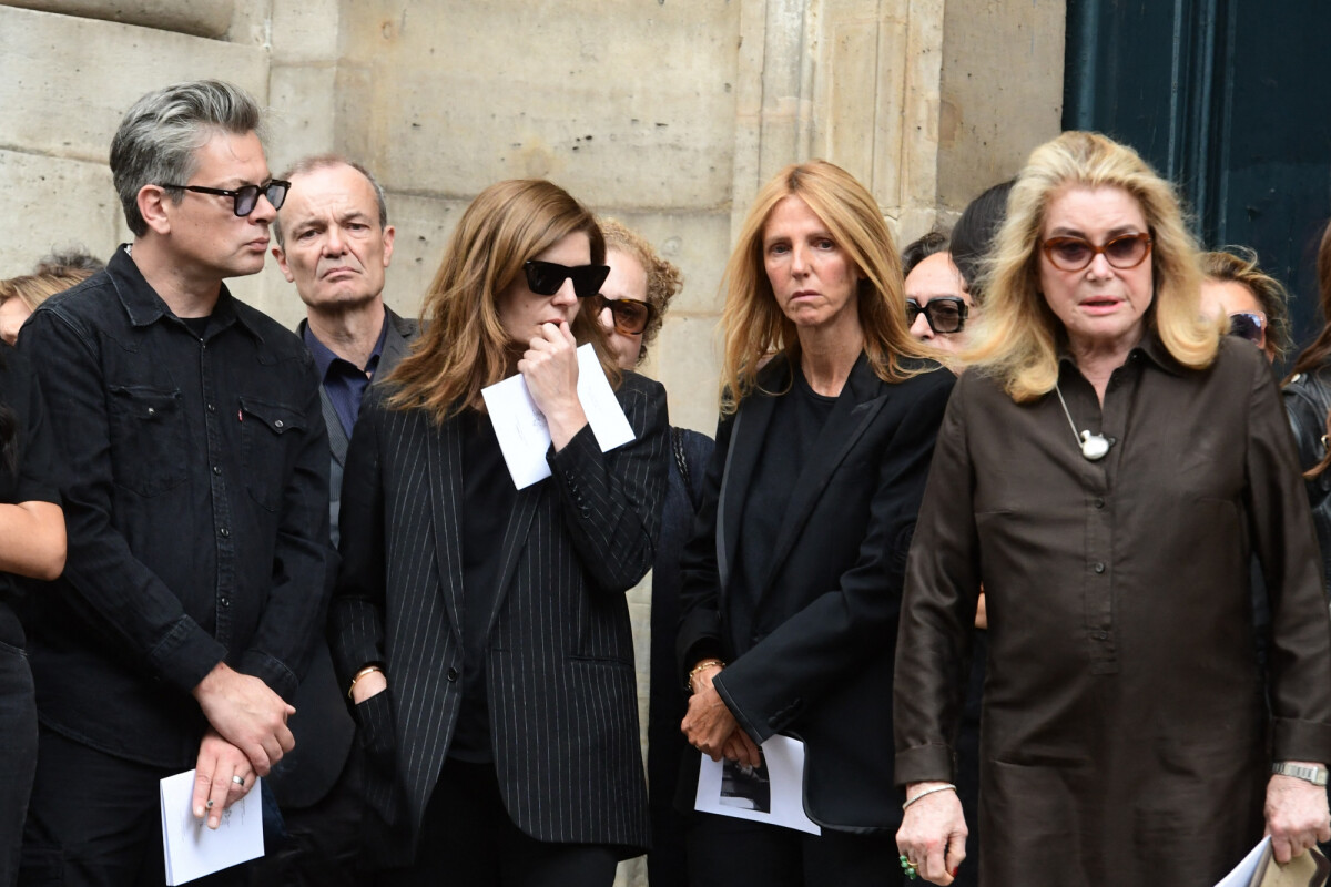 Photo : Benjamin Biolay, Chiara Mastroianni, Sandrine Kiberlain ...