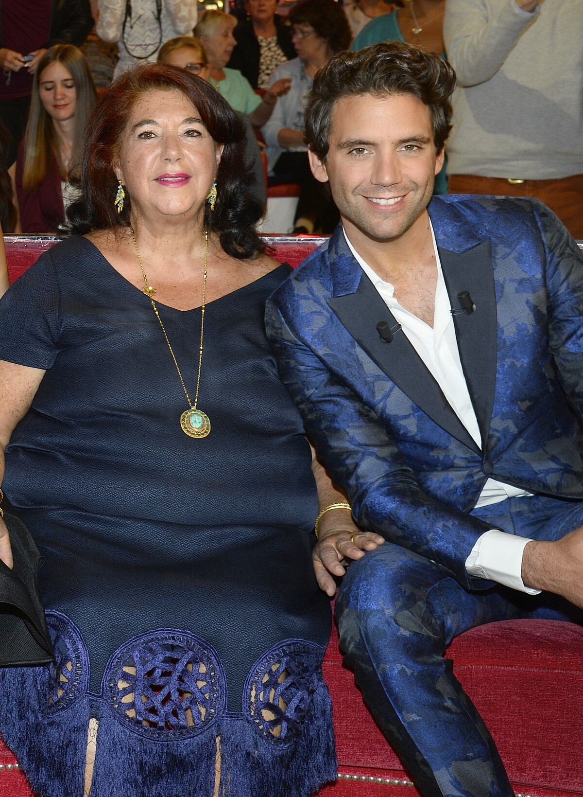 Photo : Il y a deux ans, la maman de Mika est morte. Mika avec sa mère ...