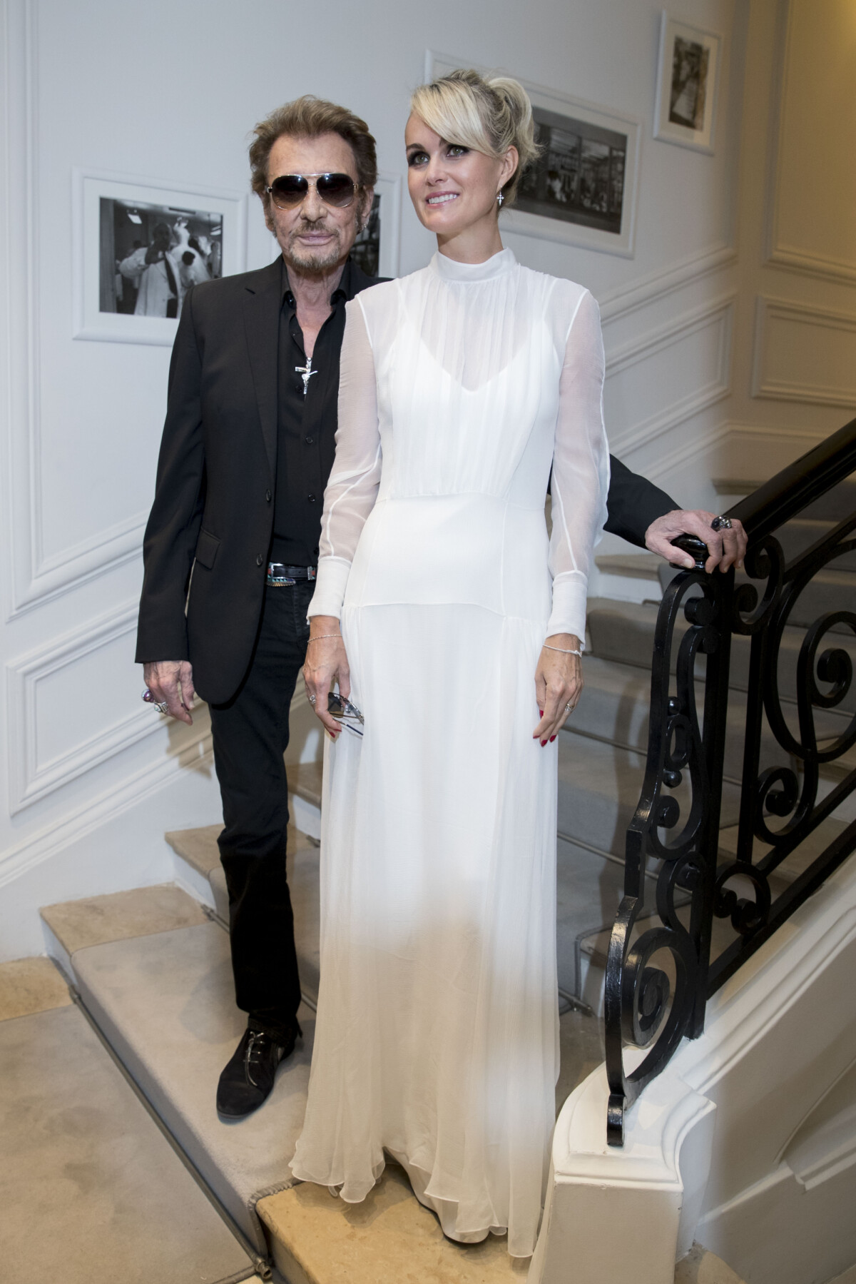 Vidéo : Laeticia Hallyday : Johnny était "torturé, fragile et dépressif ...