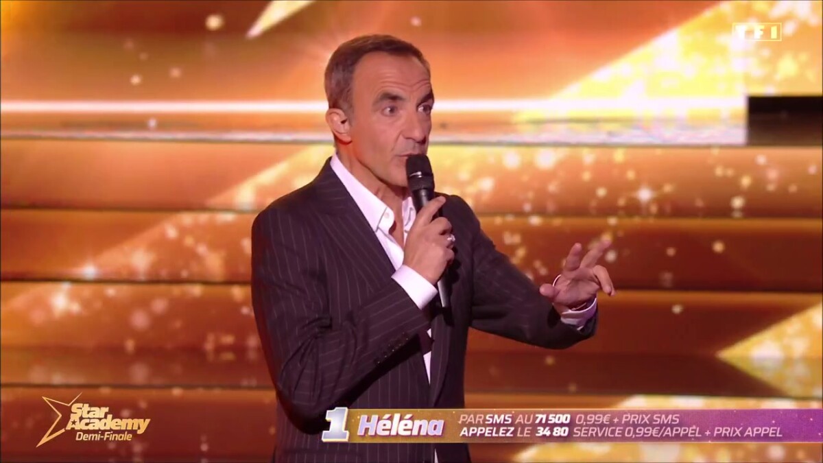 Photo : Nikos Aliagas dans l'émission "Star Academy". - Purepeople