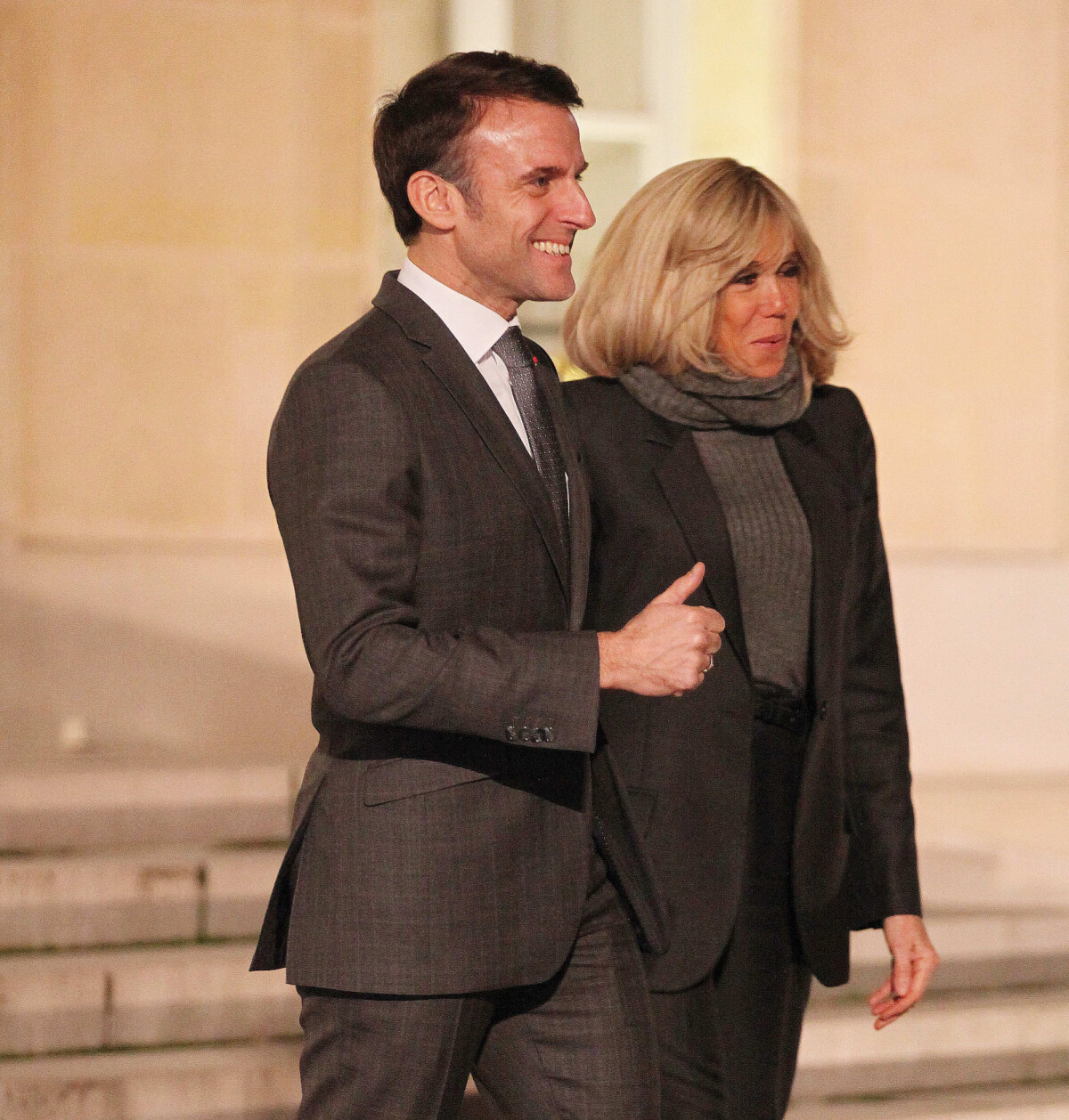 Photo : Le président Emmanuel Macron et sa femme Brigitte - Le ... Photo : Le président Emmanuel Macron et sa femme Brigitte - Le ...