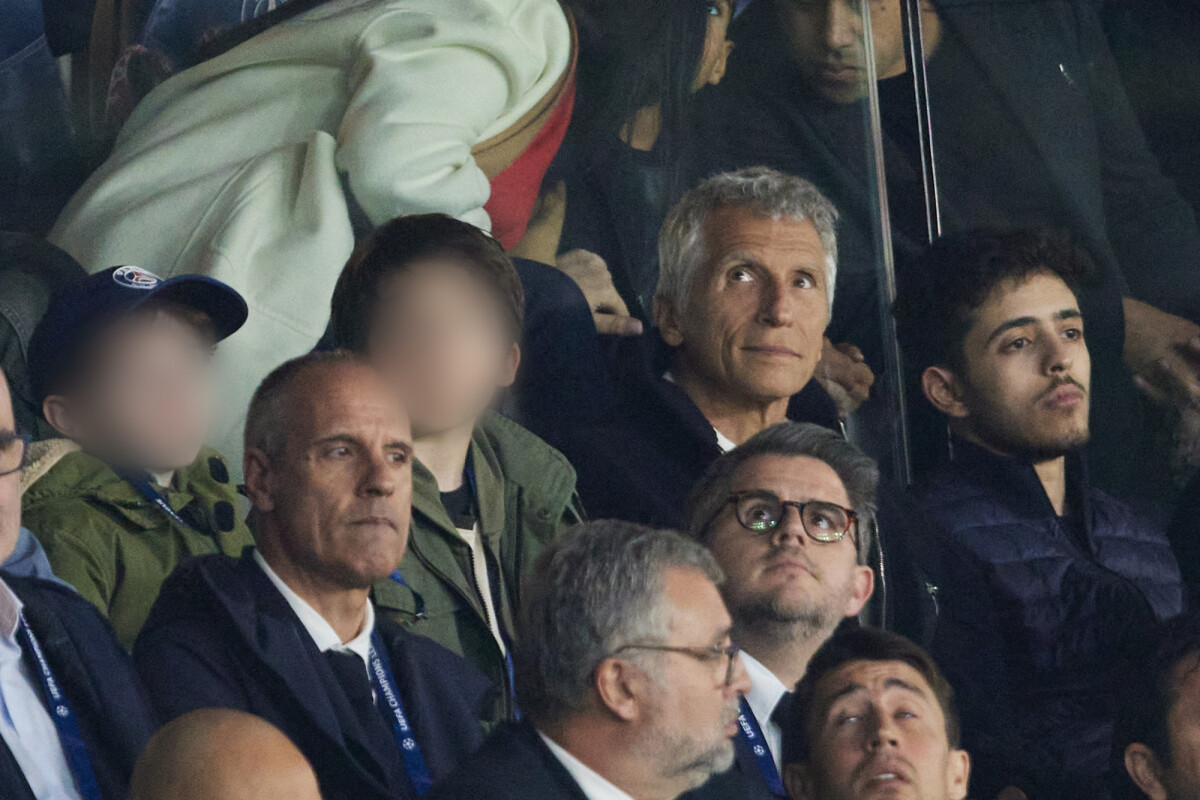 Photo : Nagui - Célébrités dans les tribunes lors du quart de finale aller de Ligue des ...
